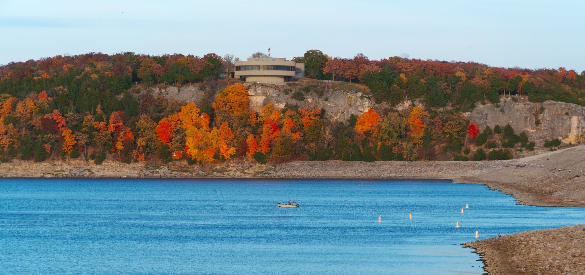 Truman Dam Visitor Center at Truman Lake